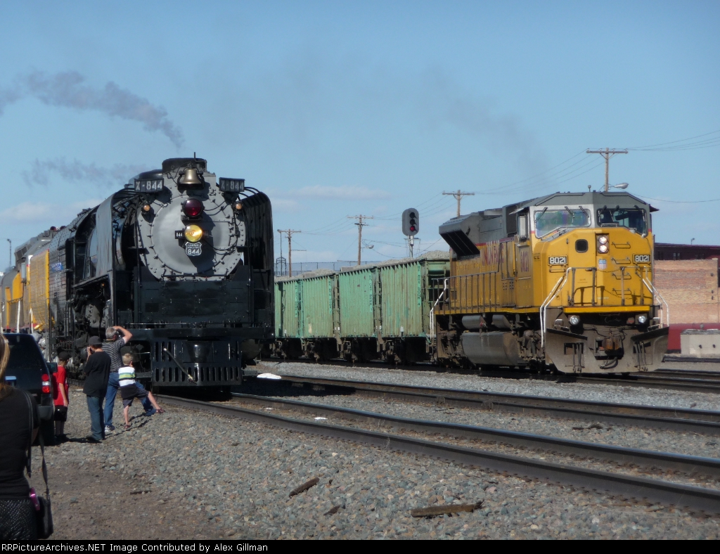 UP 844 South & UP 8021 Northbound